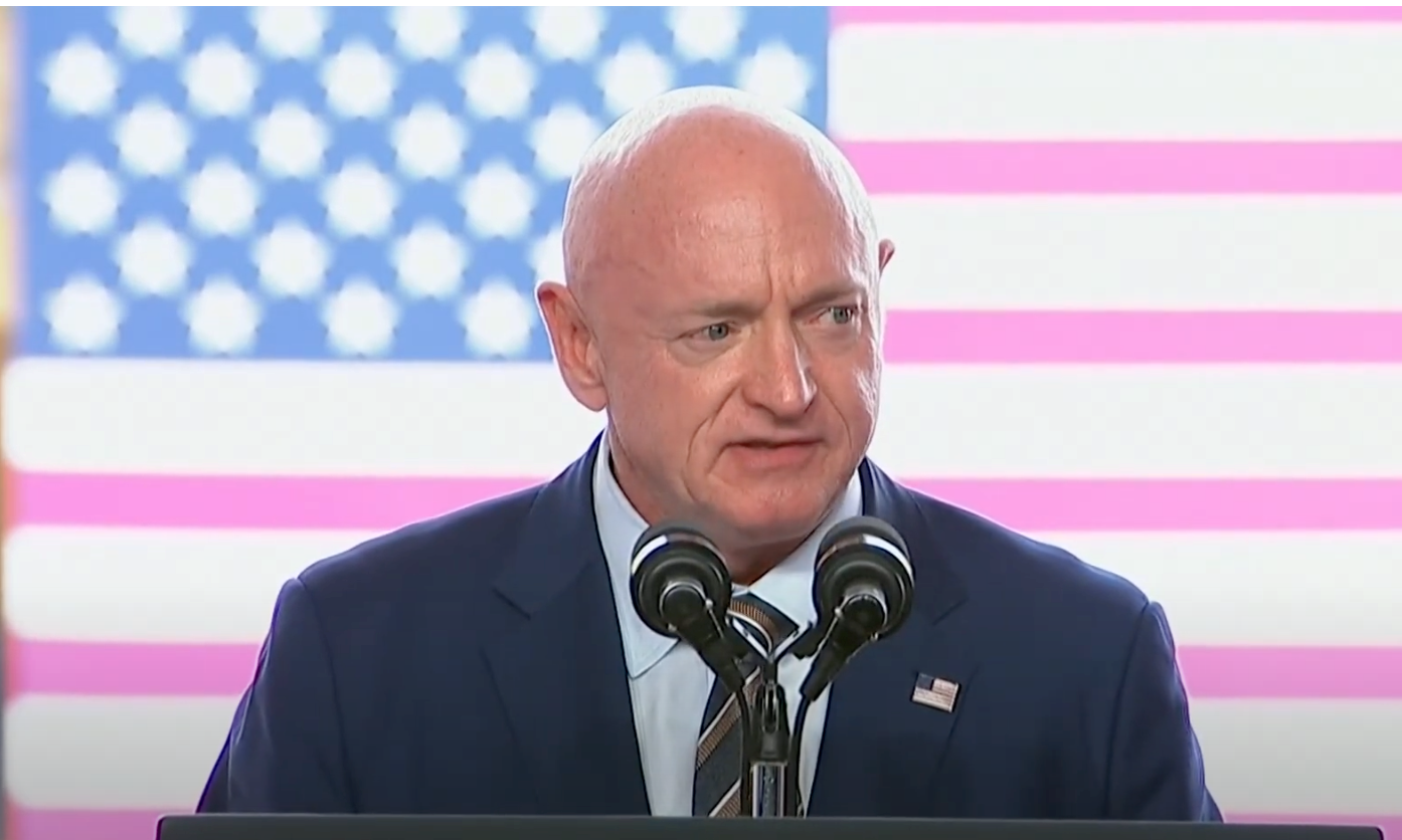 Watch Senator Kelly Speaks At Tsmc Facility With President Biden